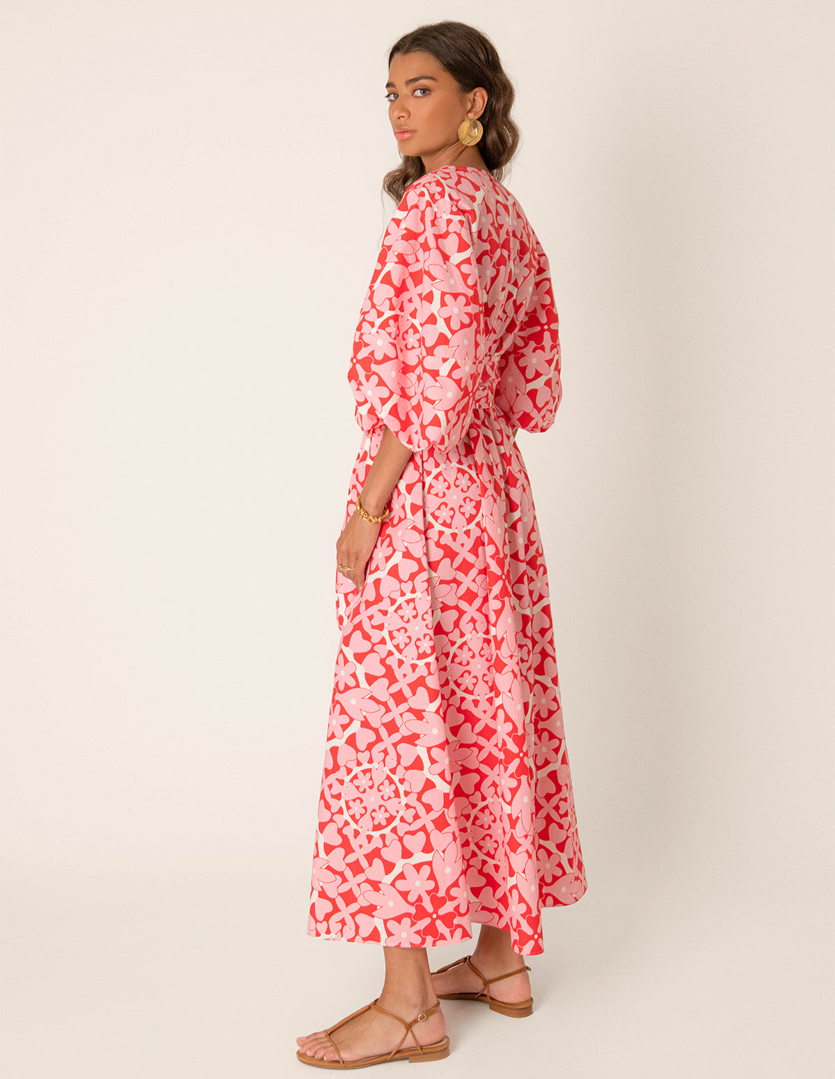 The Laaka – Hester Bly