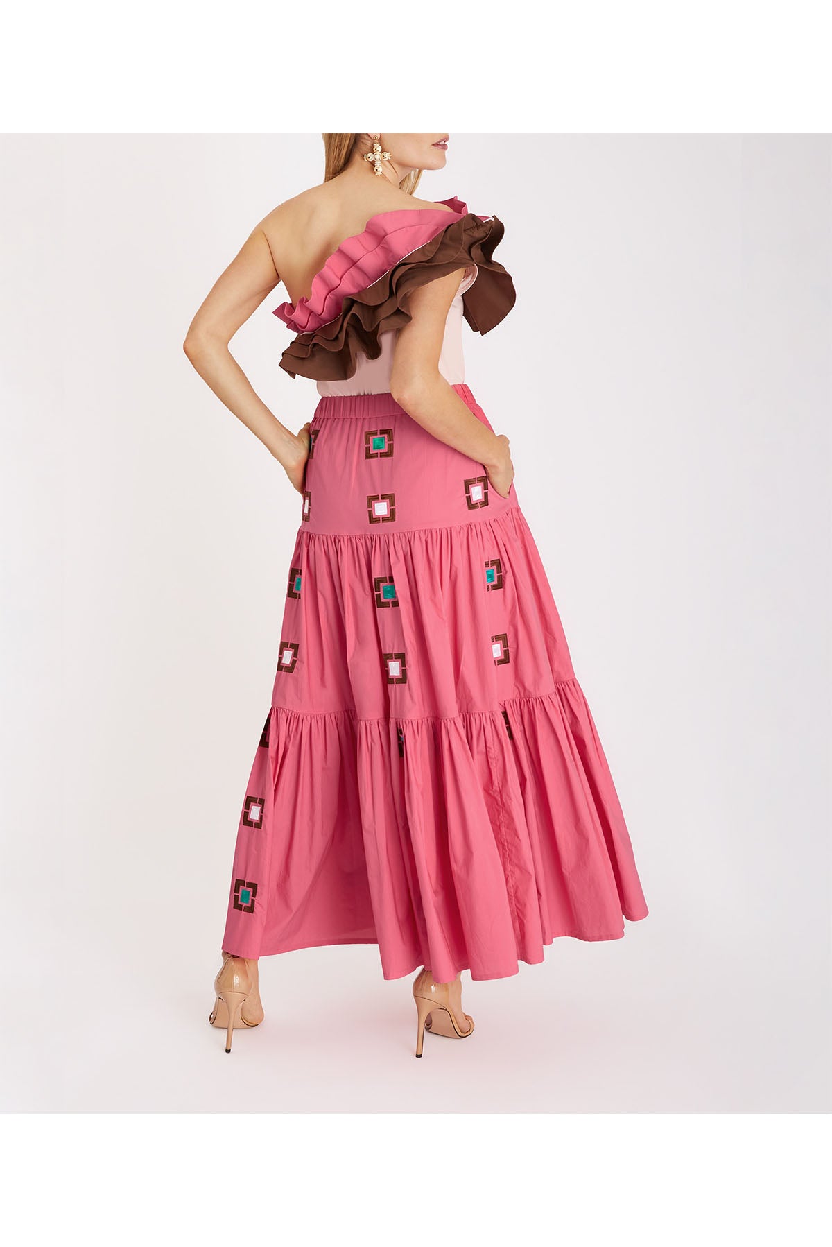 The Rhonda – Hester Bly